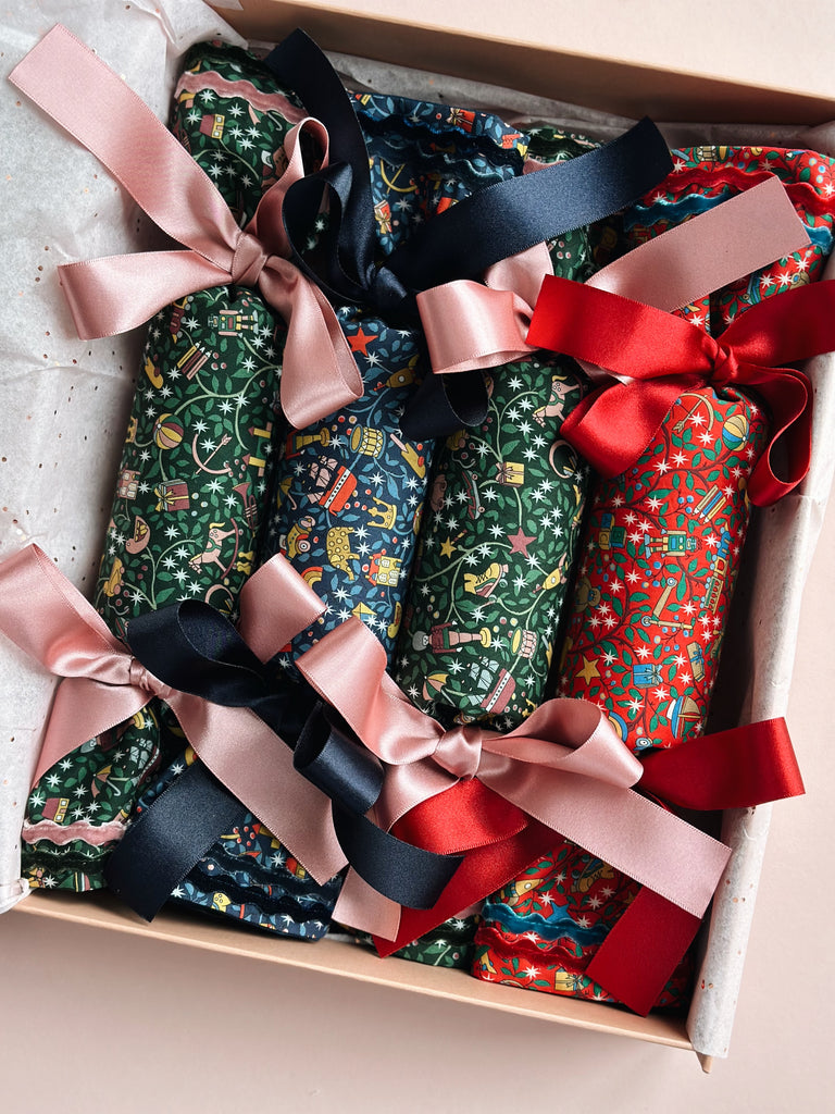 Magical Forest Green – Happy Crackers