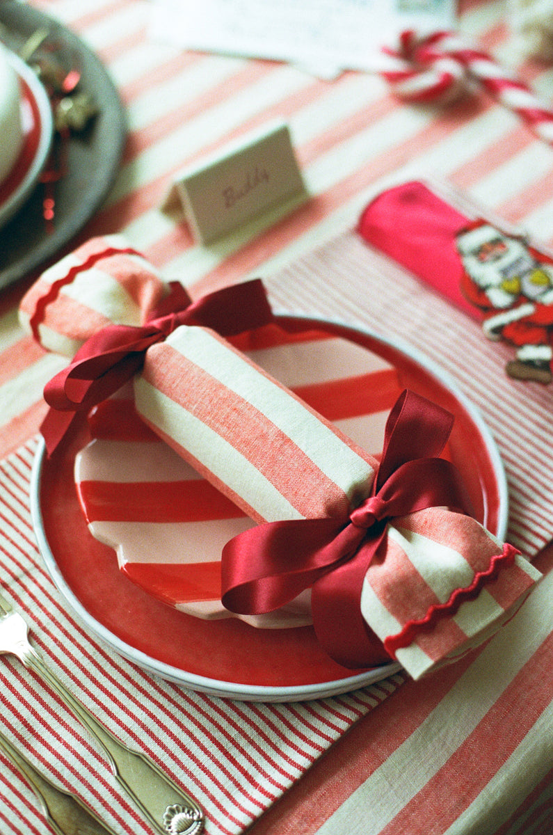 *Final Stock* Santas Stripes – Happy Crackers