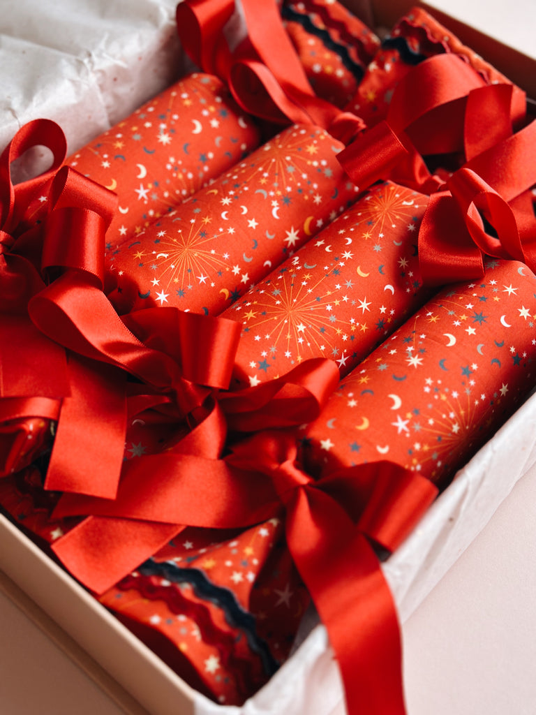 *Limited* Starry Sky Red – Happy Crackers