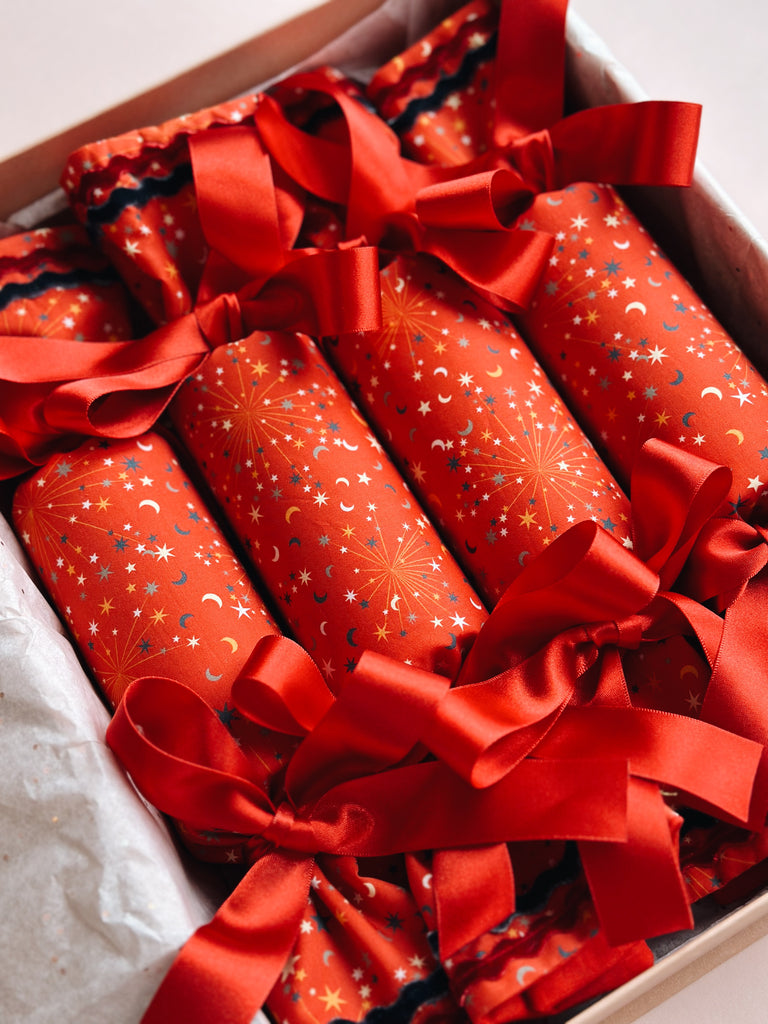 *Limited* Starry Sky Red – Happy Crackers