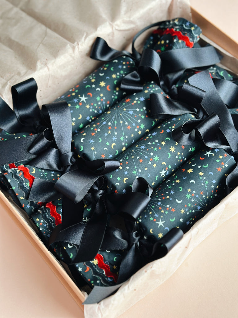 Starry Sky Navy – Happy Crackers