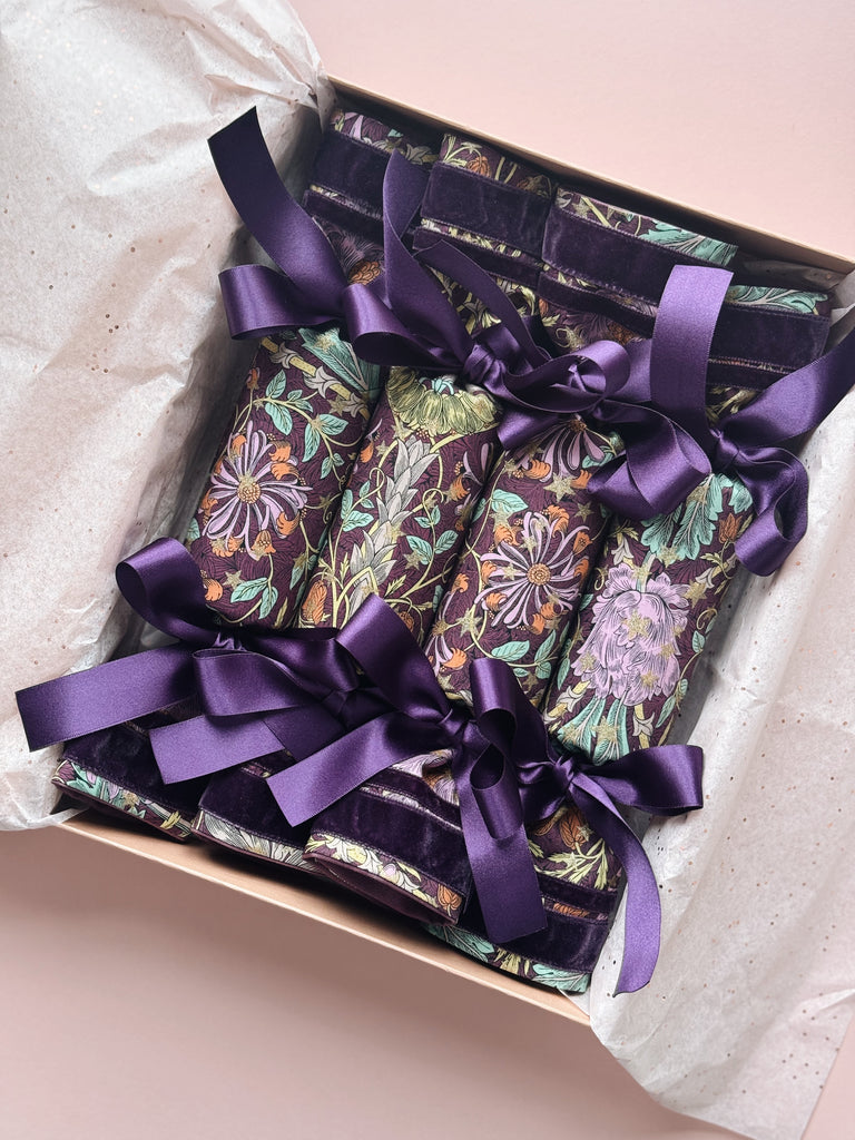 March Sparkle Damson – Happy Crackers