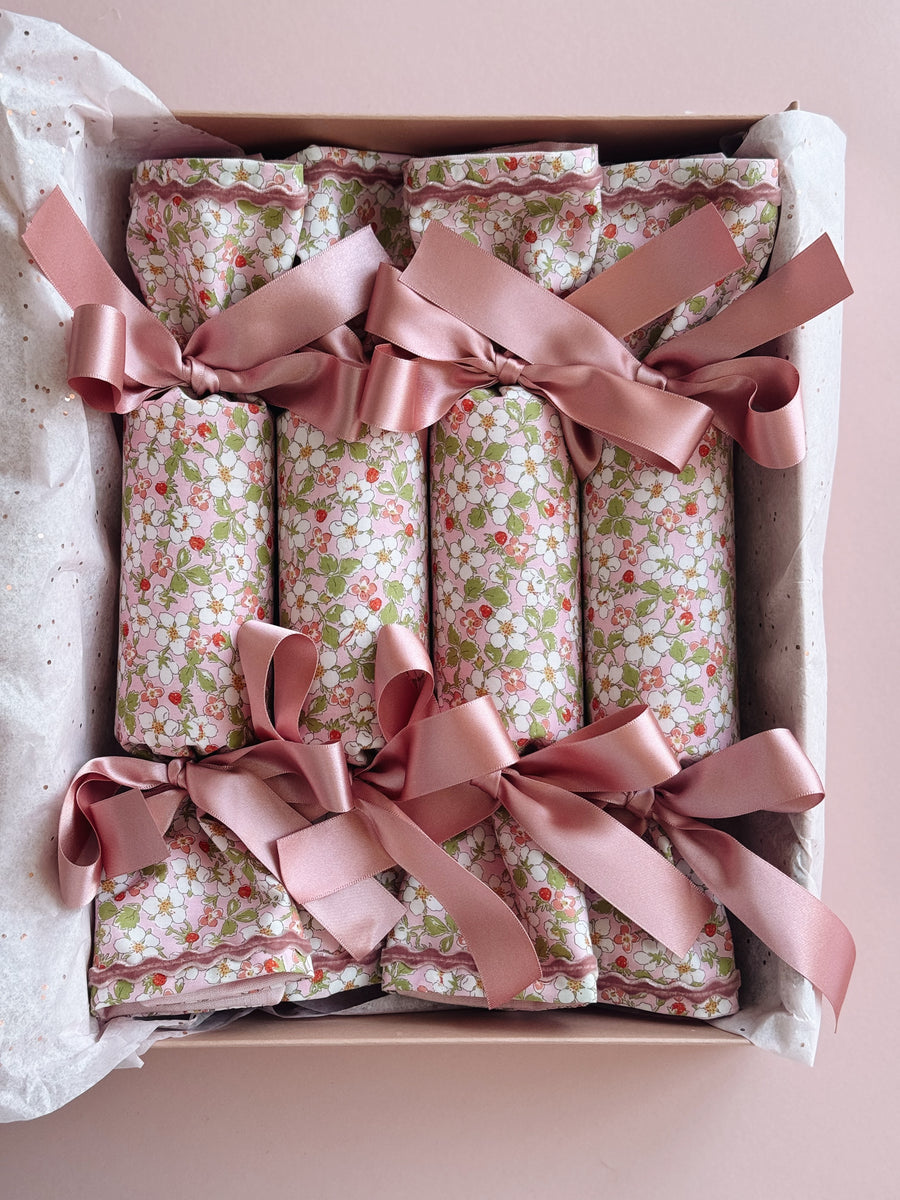 *New* Blossom Pink – Happy Crackers