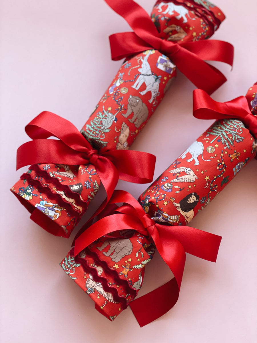 Liberty Christmas Red – Happy Crackers
