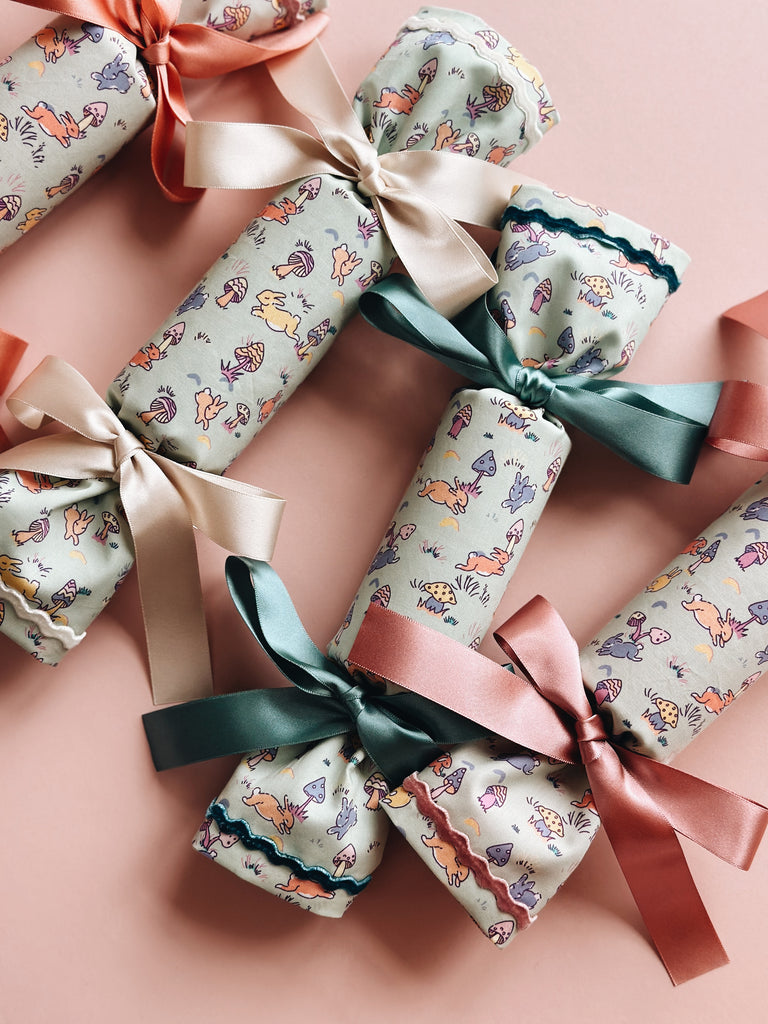Hop and Skip Mint – Happy Crackers