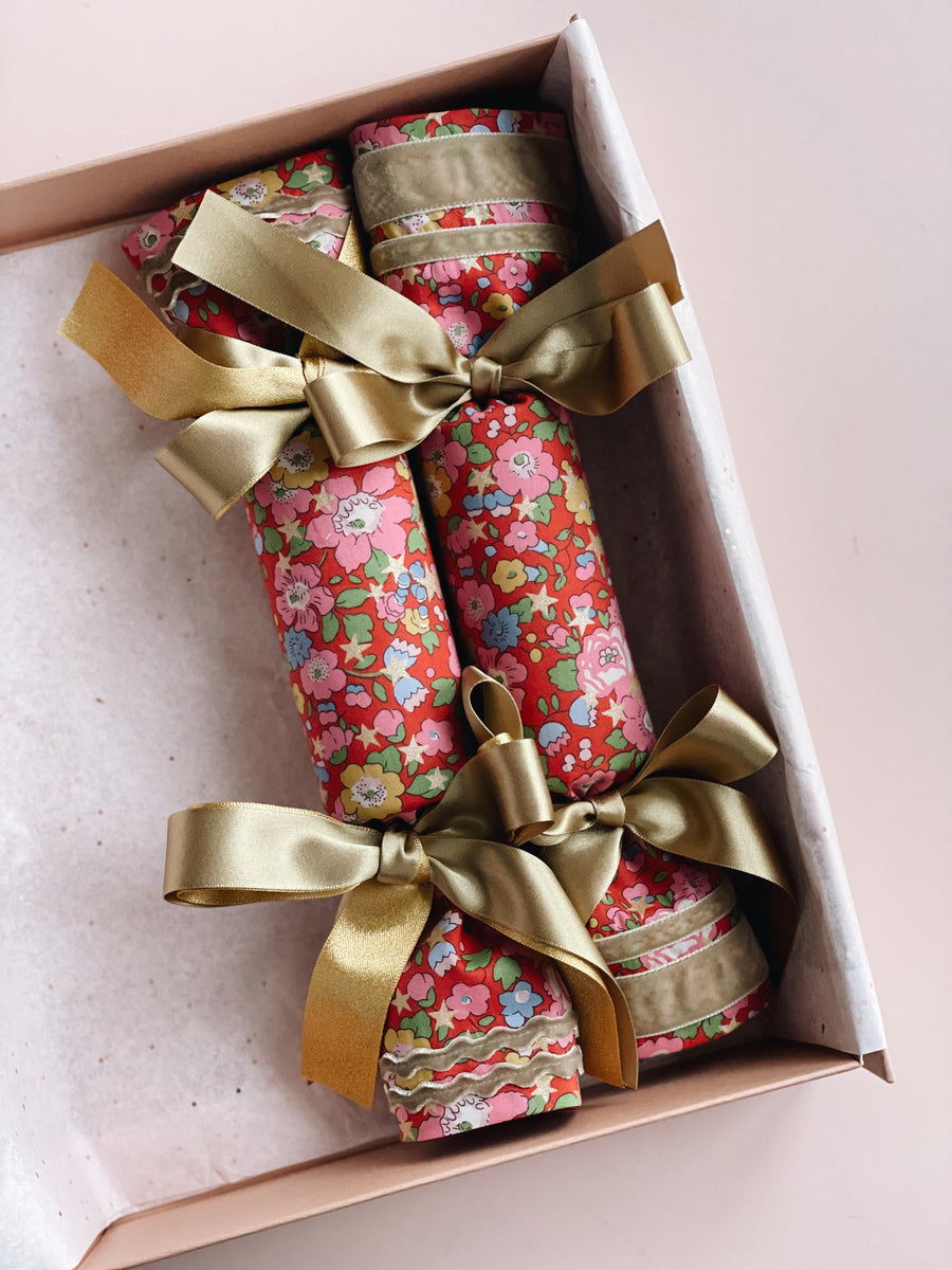 Betsy Star Gold – Happy Crackers